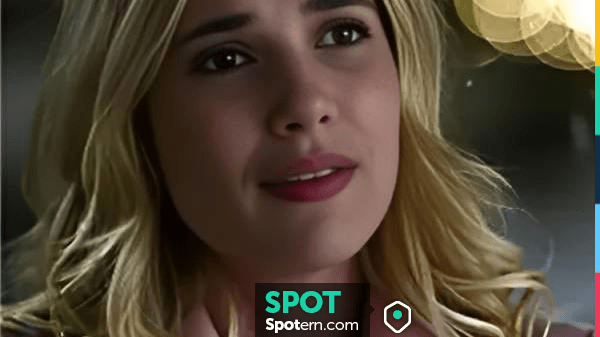 Emma Roberts Trench Coat rose About Fate porté par Margot Hayes (Emma ...