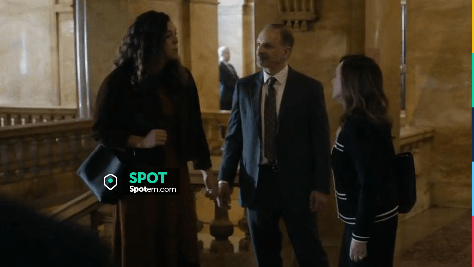 Bolso Mango Shopper con hebilla que lleva Kim Rossi (Alice Zelenko ...