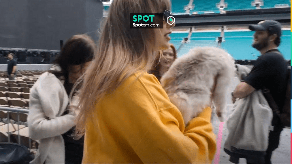 Crap Eyewear The Marquee Rox worn by Taylor Swift as seen in Taylor ...