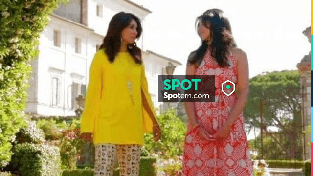 La robe rouge imprimée Milly de Divya Katdare (Reshma Shetty) dans ...