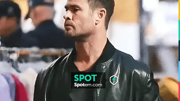 Chris Hemsworth Crime 101 Black Leather Jacket worn by Mike Davis ...
