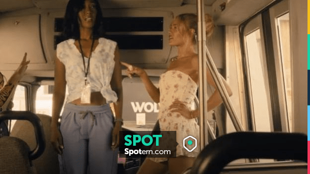 Windsor Call Me Cutie Floral Eyelet Mini Skirt worn by Ainsley Norris ...