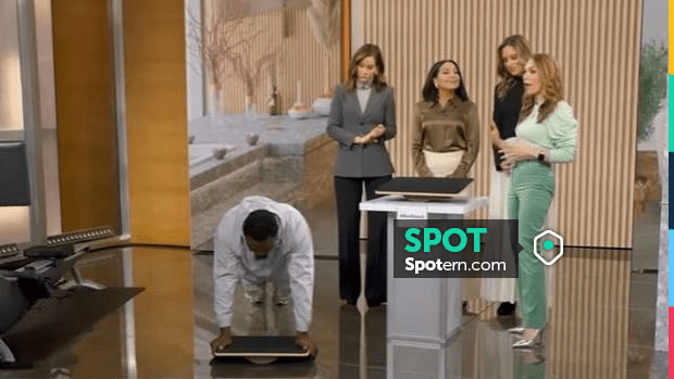 J. Crew Stella Pant worn by Lori Bergamotto as seen in Good Morning ...