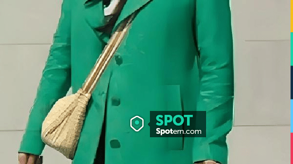 Green Long Coat worn by (Clara Lioe) in Run Away | Spotern