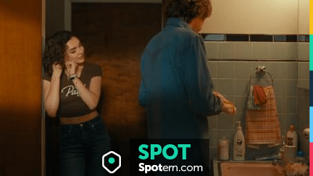 Levi's Super Low Flared Jeans worn by Ariana Medina (Paulina Chávez) as ...