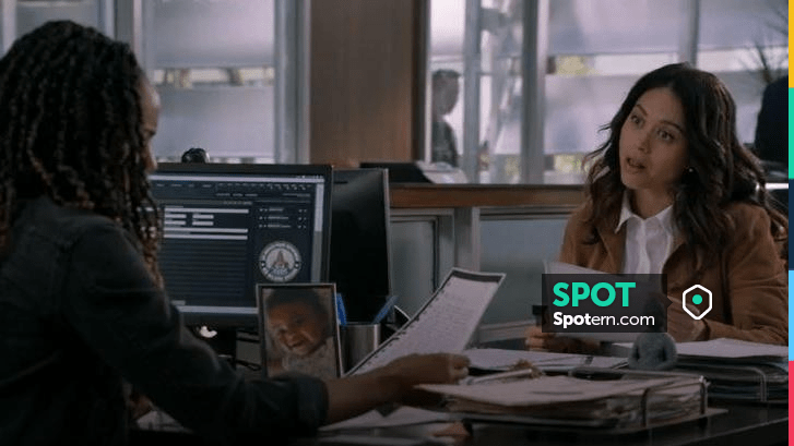 Sezane Will Jacket Camel Suede worn by Angela Lopez (Alyssa Diaz) as ...