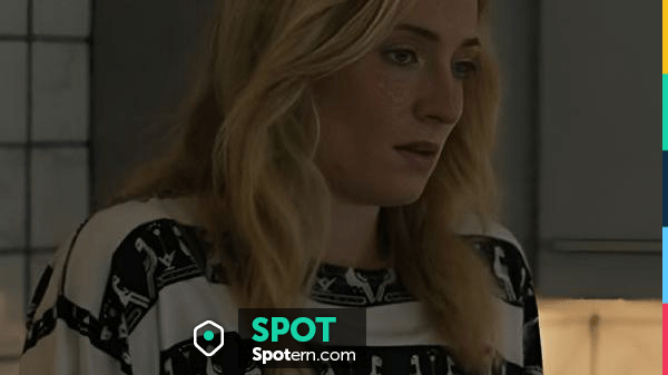 Steal 2026 Zara Dunne Black and White Tee worn by Zara (Sophia Turner ...