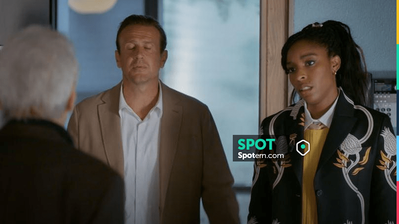 La DoubleJ Broche Portal worn by Gaby (Jessica Williams) as seen in ...