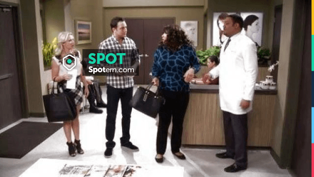 La cima de Gabi (Emily Osment) en Young & Hungry S2E5 | Spotern