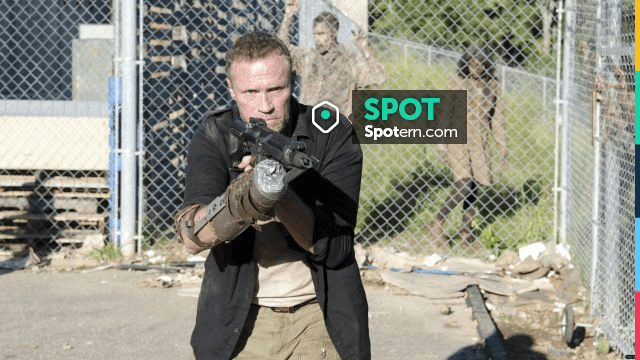 The black shirt of Merle Dixon (Michael Rooker) on The Walking Dead ...