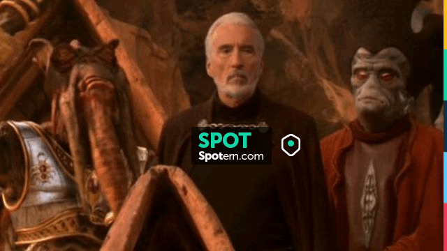 the cape of the Count Dooku (Christopher Lee) in Star Wars II : attack ...