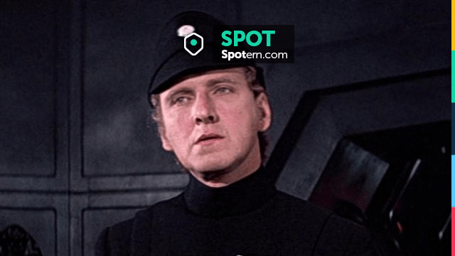 El sombrero negro de un oficial imperial en Star Wars IV: Una nueva ...