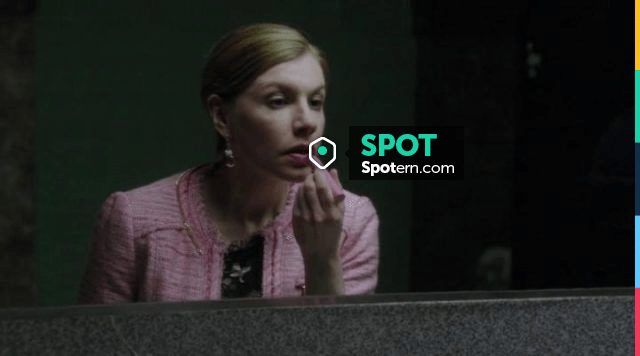 Gina Sadowski (Andrea Syglowski) Tarte LipSurgence in How To Get Away ...