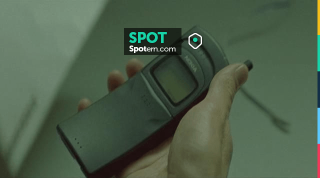 The mobile phone Nokia 8110 Neo (Keanu Reeves) in the Matrix | Spotern