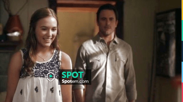 The top of Maddie Conrad (Lennon Stella) in Nashville | Spotern