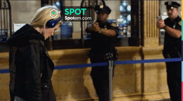 The helmet of Patsy Walker (Rachael Taylor in Jessica Jones | Spotern