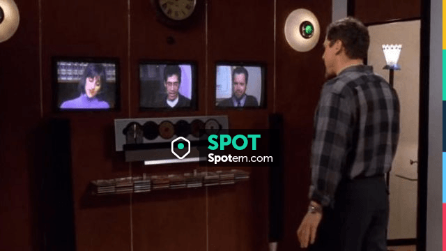 The drives CDs of Pete Becker (Jon Favreau) in Friends | Spotern