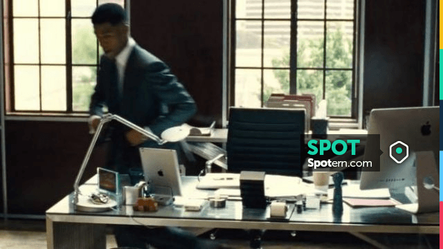 The computer screen seen in Entourage | Spotern