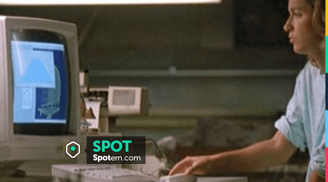 Apple computer Macintosh IIcx/IIci in Wind | Spotern