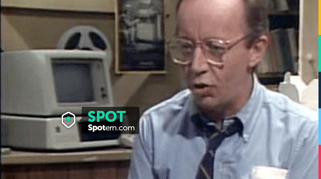 The IBM PC XT computer of Willie Tanner (Max Wright) in the series ALF ...