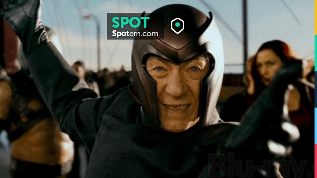 The helmet of Magneto (Ian McKellen) in X-Men : The final Confrontation ...