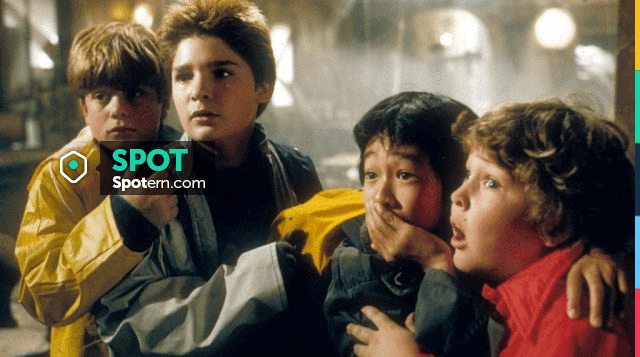 The waxed yellow Mickey / Michael Walsh (Sean Astin) in The Goonies ...