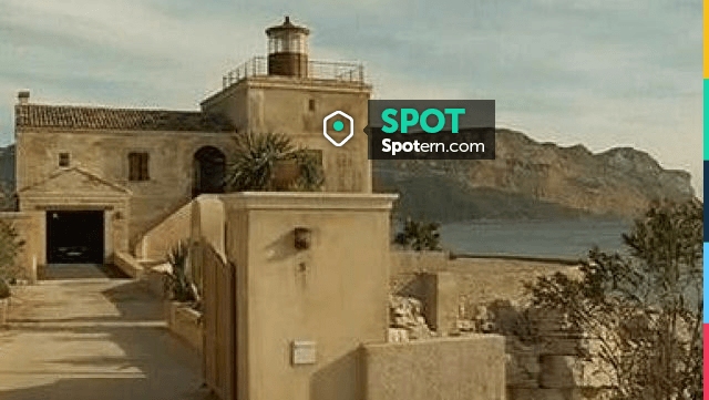 The house of Frank Martin (Jason Statham) built on the terrace of the ...