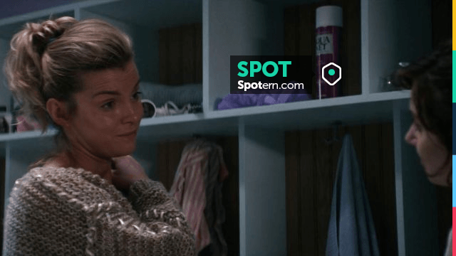 Laca Aqua Net de Debbie Eagan (Betty Gilpin) en Glow S01E01 | Spotern