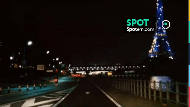 The Eiffel Tower illuminated in The code has changed | Spotern