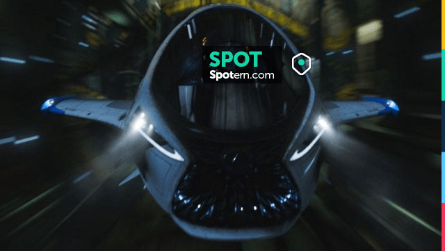 Le vaisseau spatial Lexus Skyjet de Valerian (Dane DeHaan) dans ...