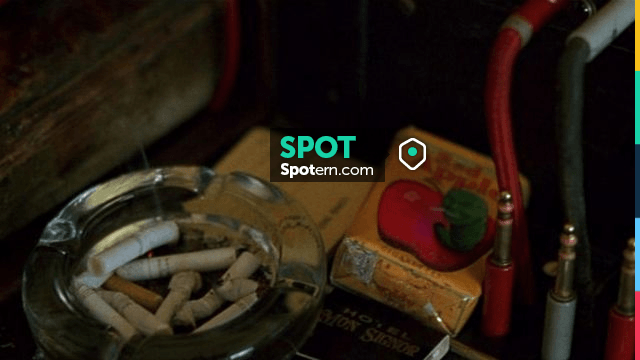 The package of cigarettes Red Apple in Four Rooms | Spotern