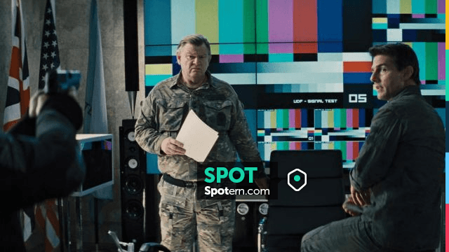The chair of the general Brigham (Brendan Gleeson) in Edge of Tomorrow ...