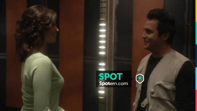 The badge of identity of the Dr. Carson Beckett (Paul McGillion) in ...