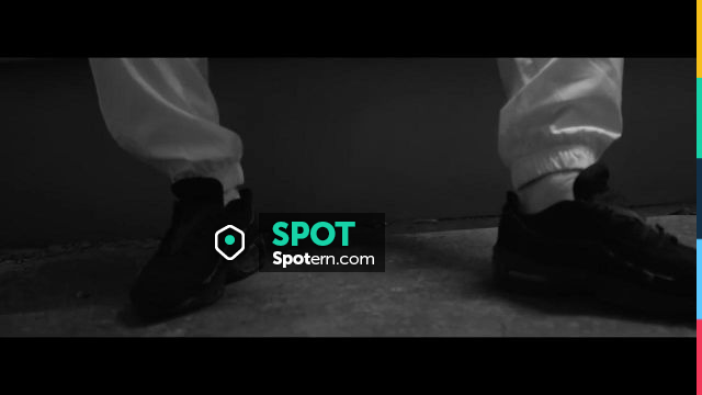 The air max 95 in the clip Started From The Bottom Drake | Spotern