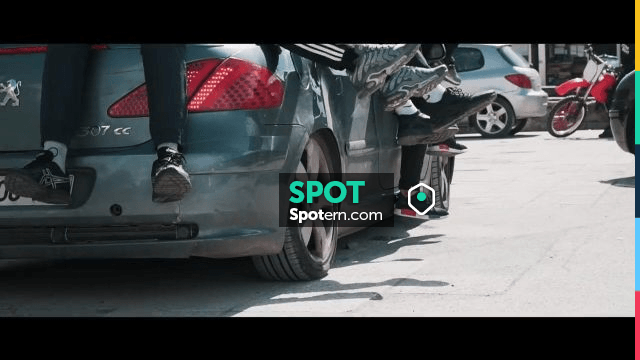 The adidas in the clip Roro of Ninho | Spotern