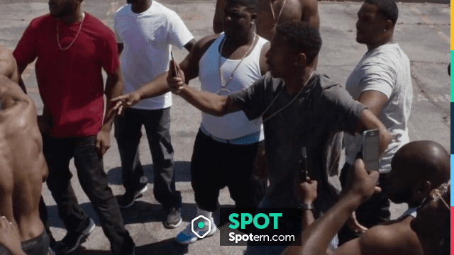 Sneakers Nike Air Jordan 11 low university blue in the clip Element of ...
