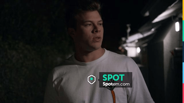 The T-shirt carrot Dylan Maxwell (Jimmy Tatro) in American Vandal ...