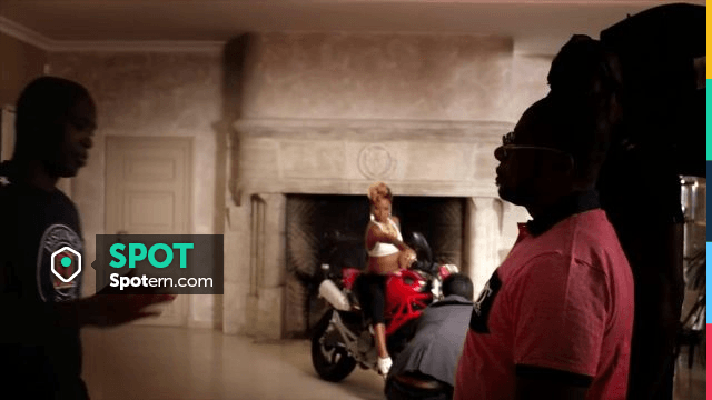 La camiseta Distinct Paris de Rohff en su clip J'accelerate | Spotern