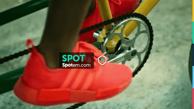 The pair of Adidas NMD R1 TRIPLE RED in the clip Got a little drunk of ...