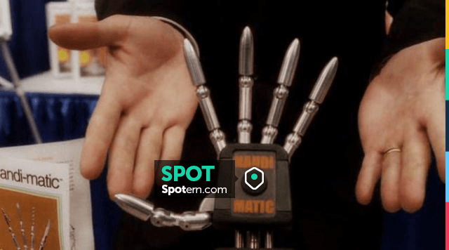 Handi-Matic Accessory Kit Box in Big Fish | Spotern