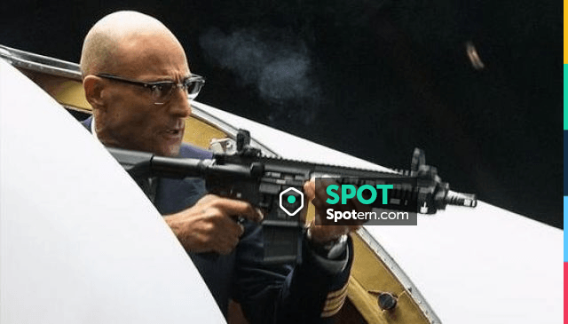The assault rifle WE HK146 of Merlin (Mark Strong) in Kingsman : the Secret Service | Spotern