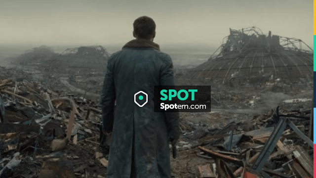 Long Leather Coat worn by Officer K (Ryan Gosling) as seen in Blade ...
