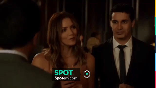 The velvet dress BCBGMAXAZRIA Paige Dineen (Katharine McPhee) in ...