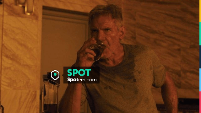 The bottle of Johnnie Walker whiskey used by Rick Deckard (Harrison ...