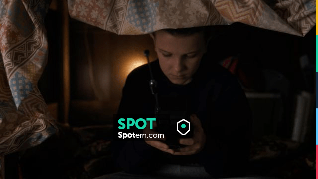 Realistic TRC-218 Walkie Talkie used by Eleven (Millie Bobby Brown) as ...