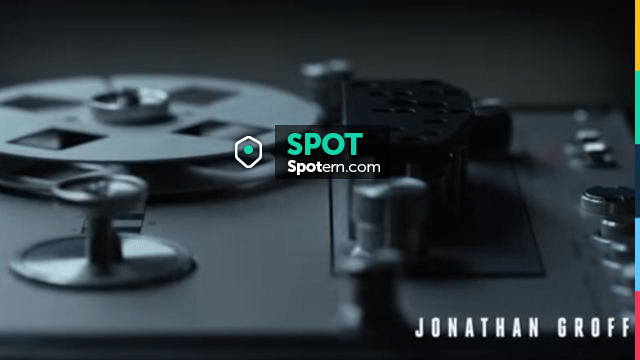 The vintage tape recorder in the opening credits of Mindhunter | Spotern