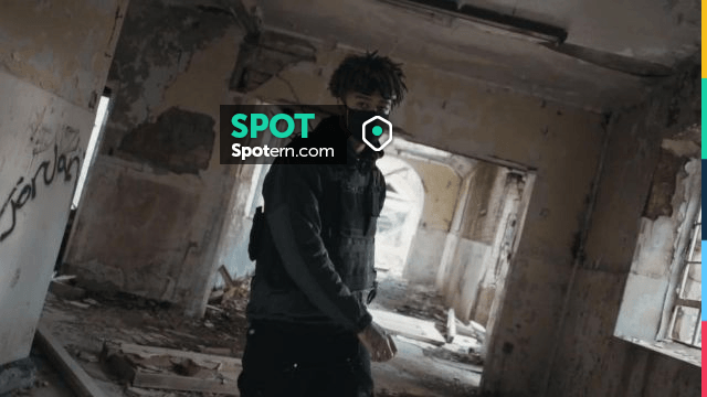 The mask of the mouth of Scarlxrd in his video clip WDGAF | Spotern