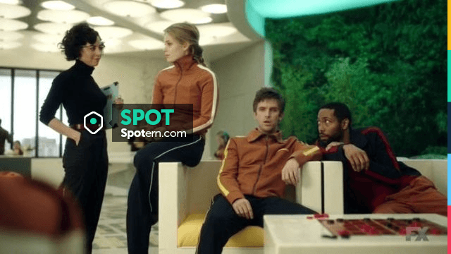 La ceinture rouge de Lenny Busker (Aubrey Plaza) dans Legion S01E06 ...
