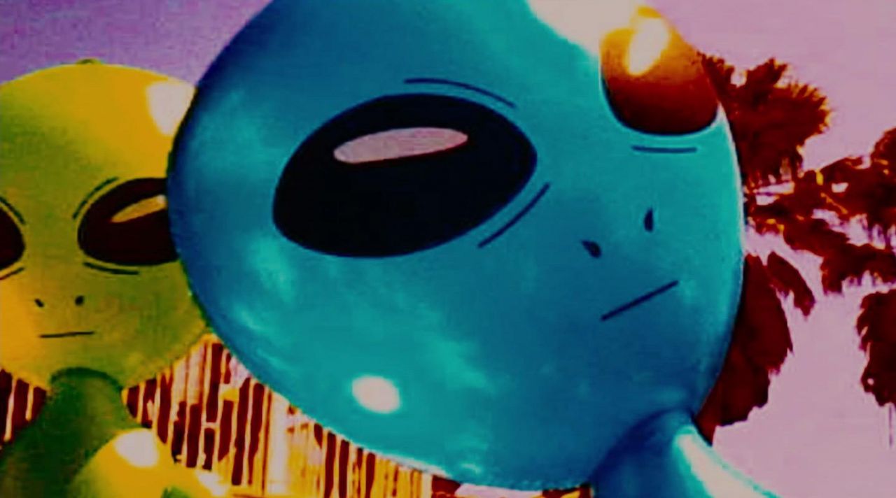 Alien inflatable in Spring Breakers | Spotern