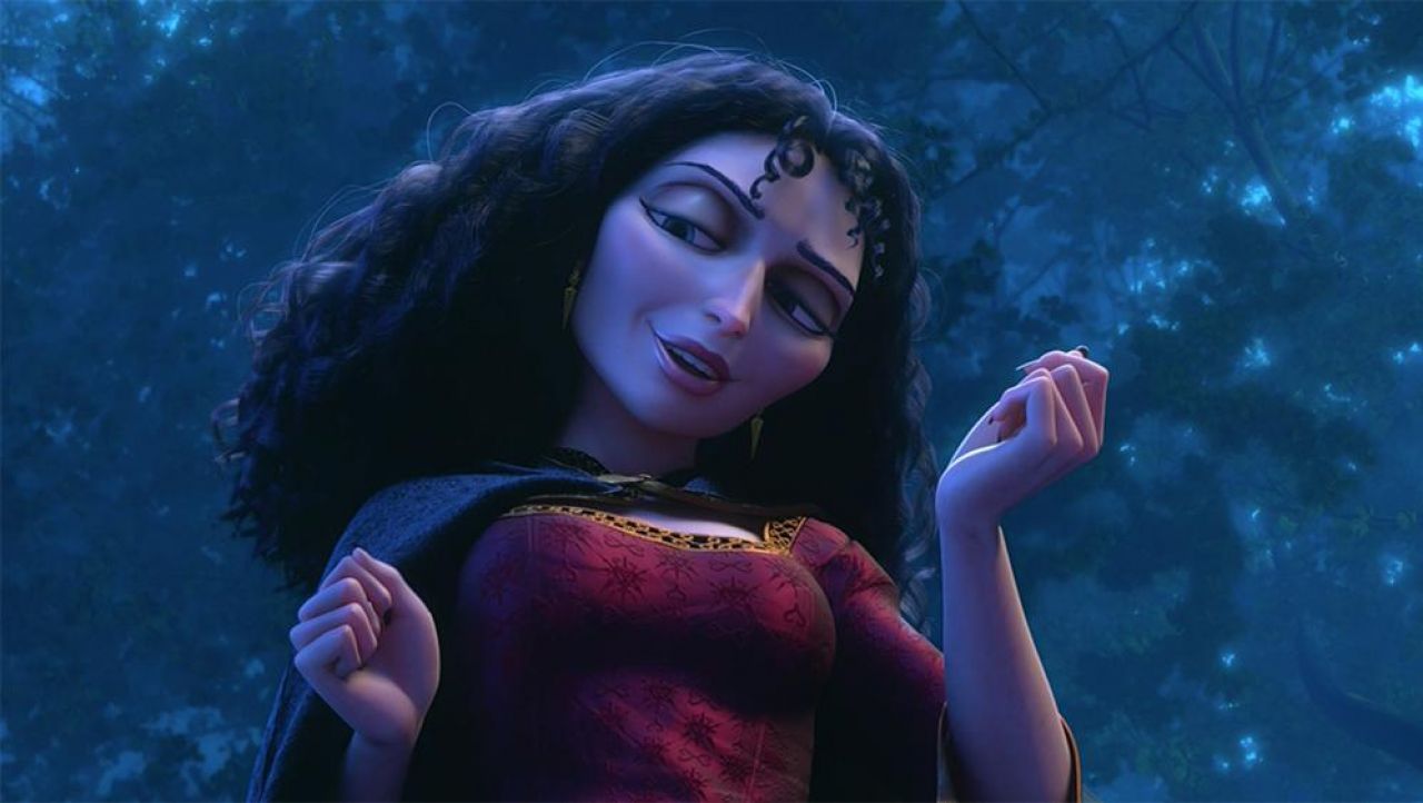 Mother Gothel's wig in Tangled | Spotern